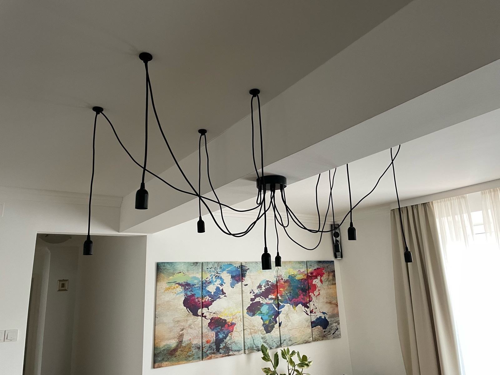 Viseci luster sa 8 glava