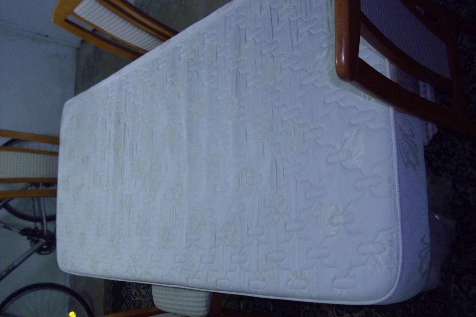 Sve za dom / Namještaj / Madraci