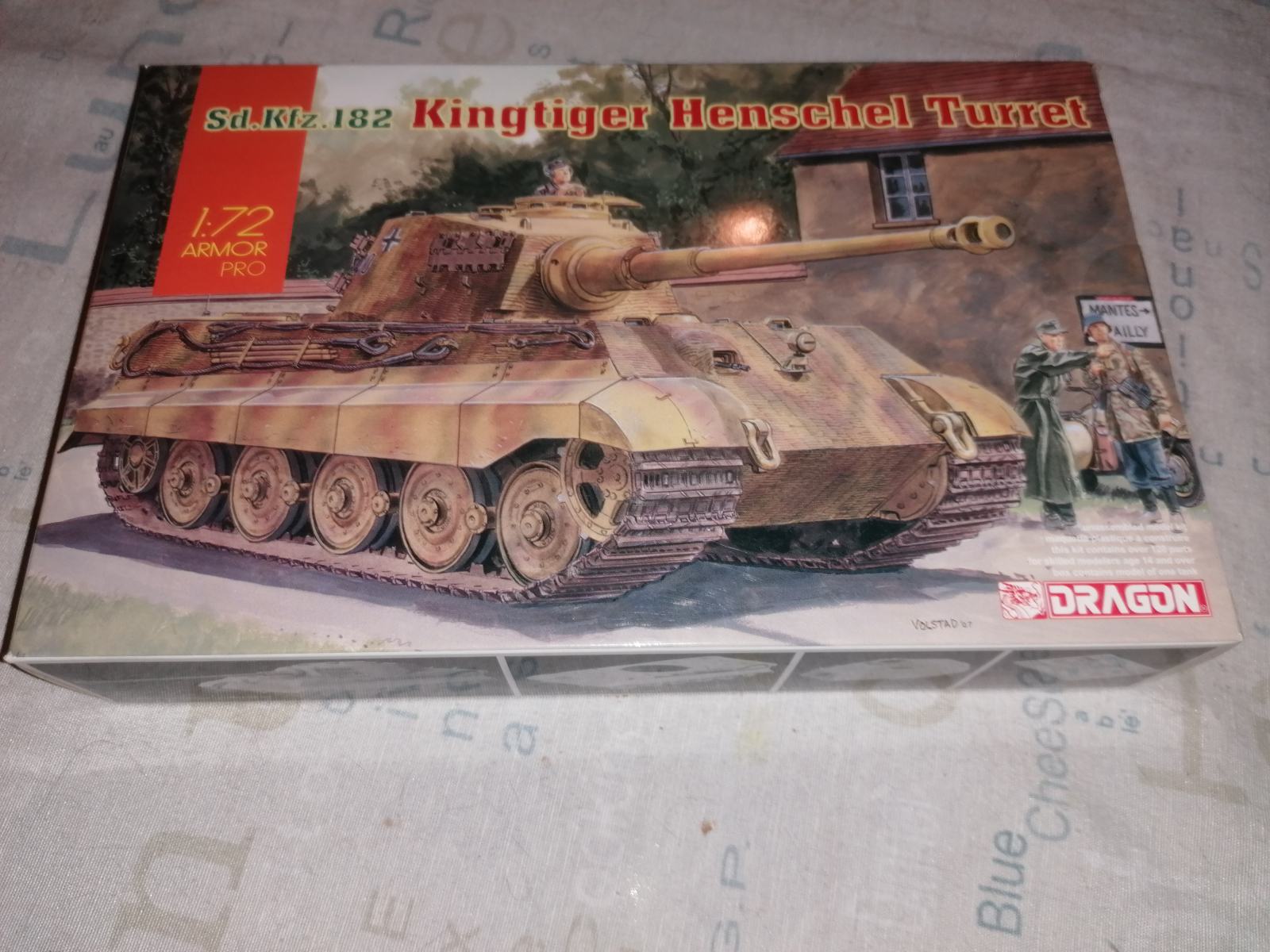 Maketa tenka Kingtiger Henschel Turret 1/72