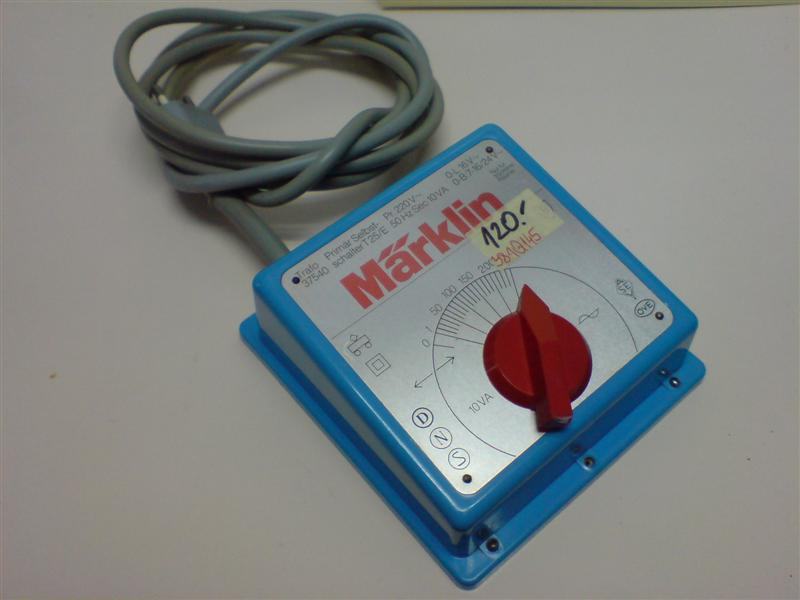 Marklin manipulator 16V 10VA ispravan vrlo dobar H0 1:87