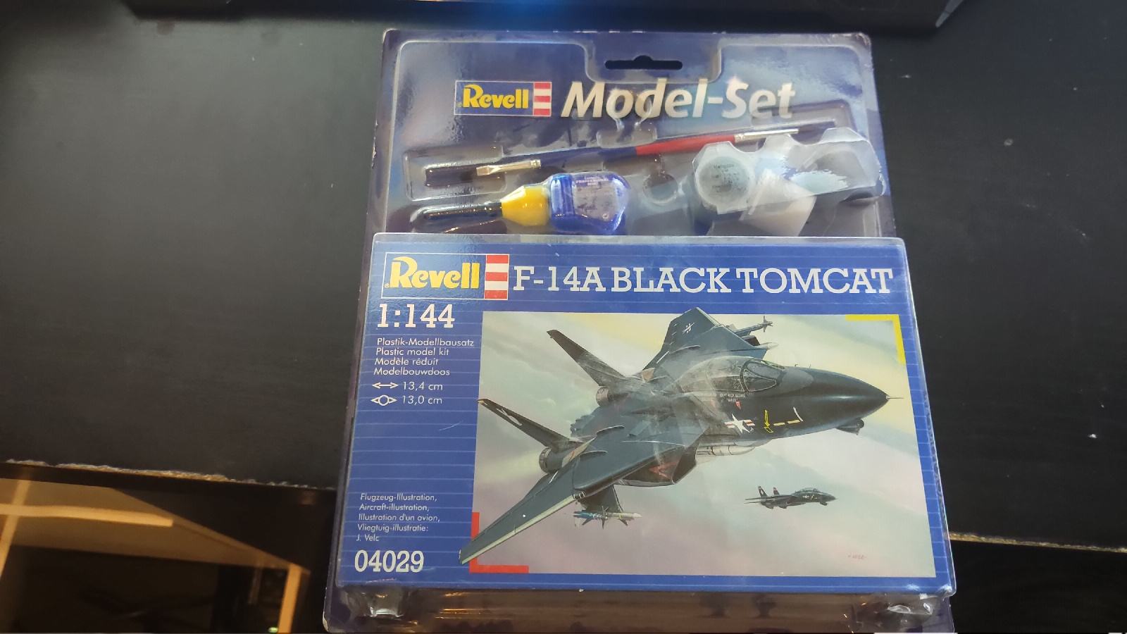 Revell F-14 Black Tomcat
