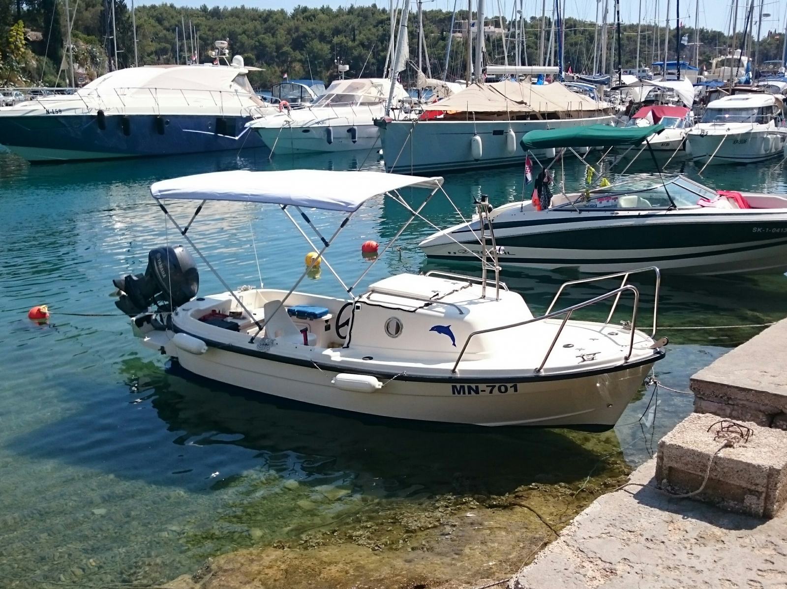 BETINA 500 cabin,YAMAHA 40ks,nadkabina,ODLIČNA!!!