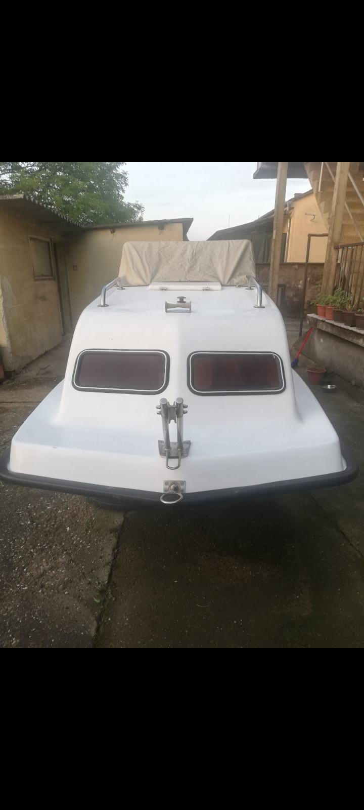 Čamac sa kabinom Tiger Shark