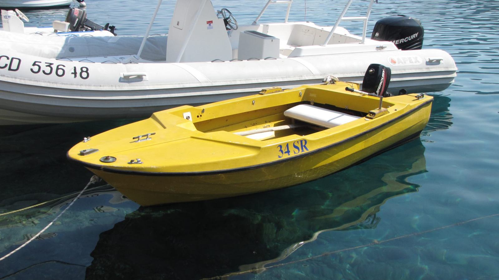 Elan Gt 402 sa Mercury 5 ks