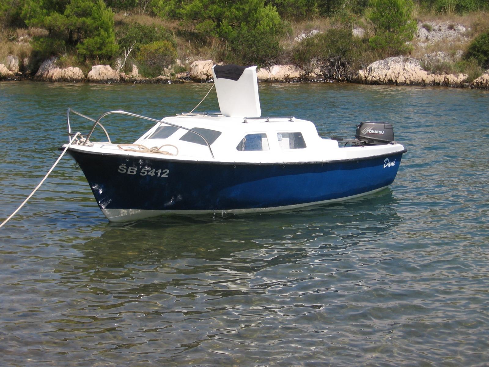 Pasara s kabinom Lasta - Vodice