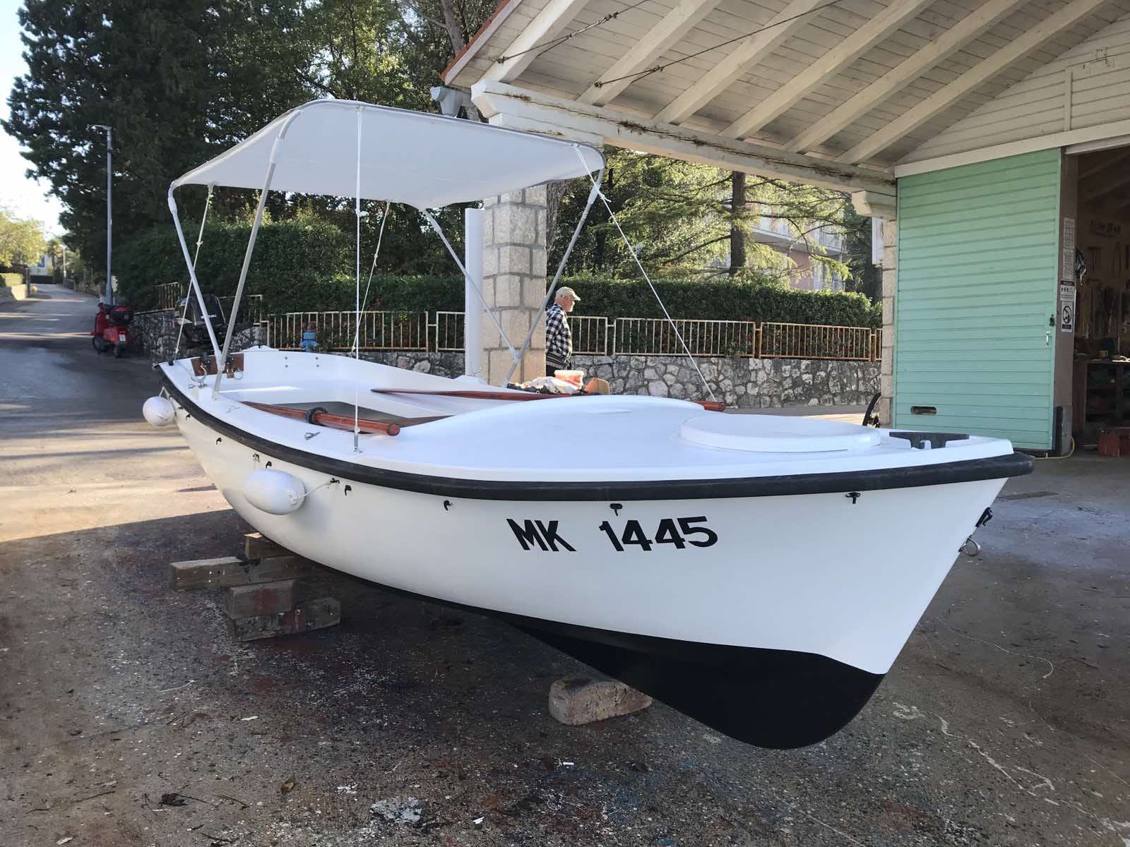 PRODAJEM PLASTIČNU PASARU