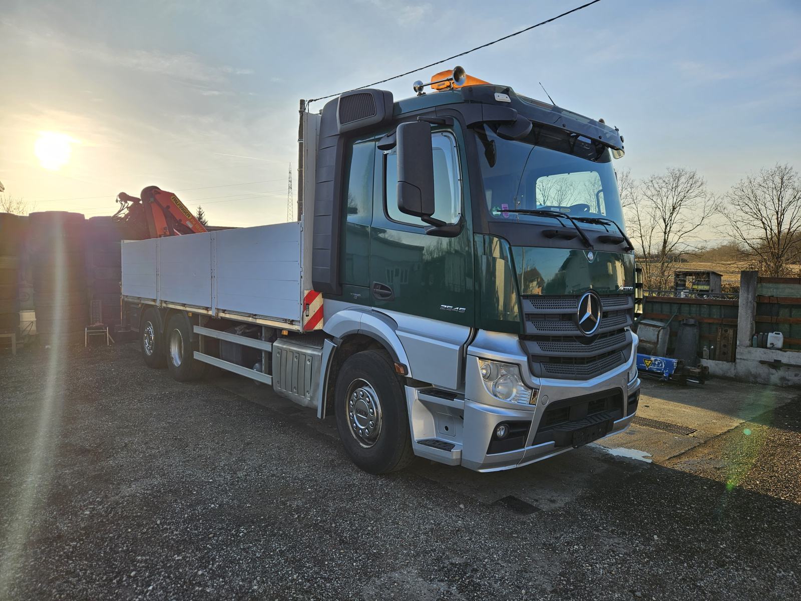 Mercedes Actros 2545 Palfinger kran, 2014 god.