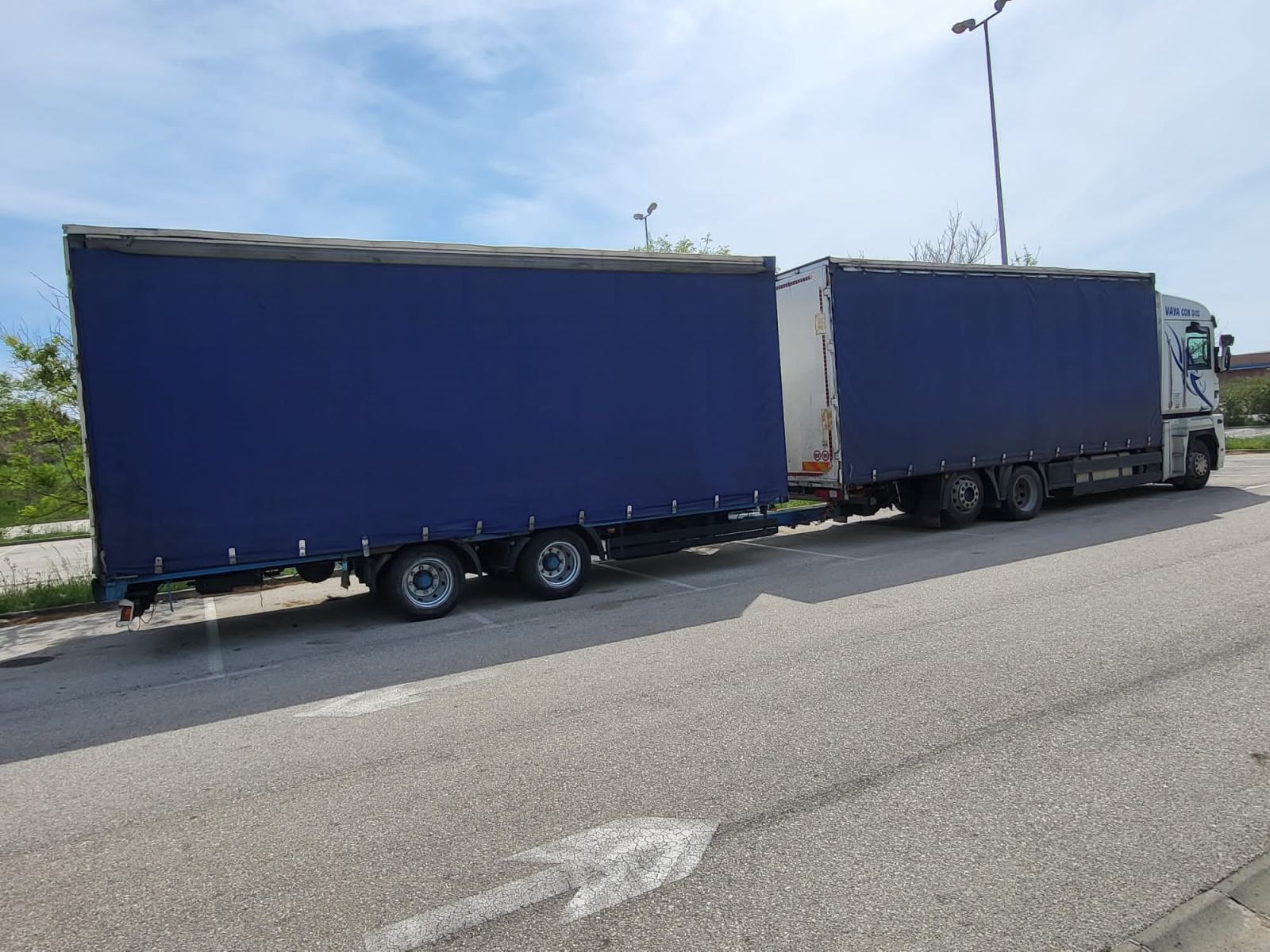 Renault Magnum 460 tandem jumbo, zamjena, 2009 god.