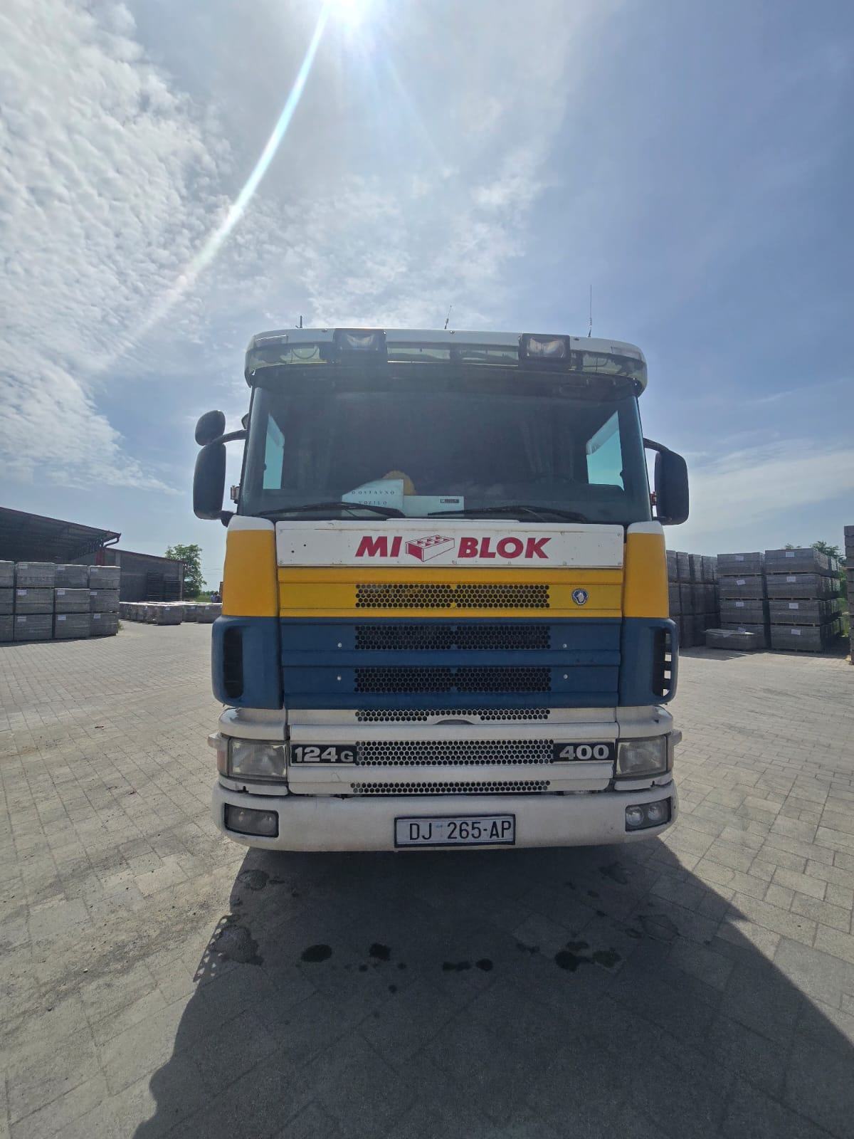 Scania R 124 6x2 sa kranom Atlas AK 200.1.VB, 1997 god.