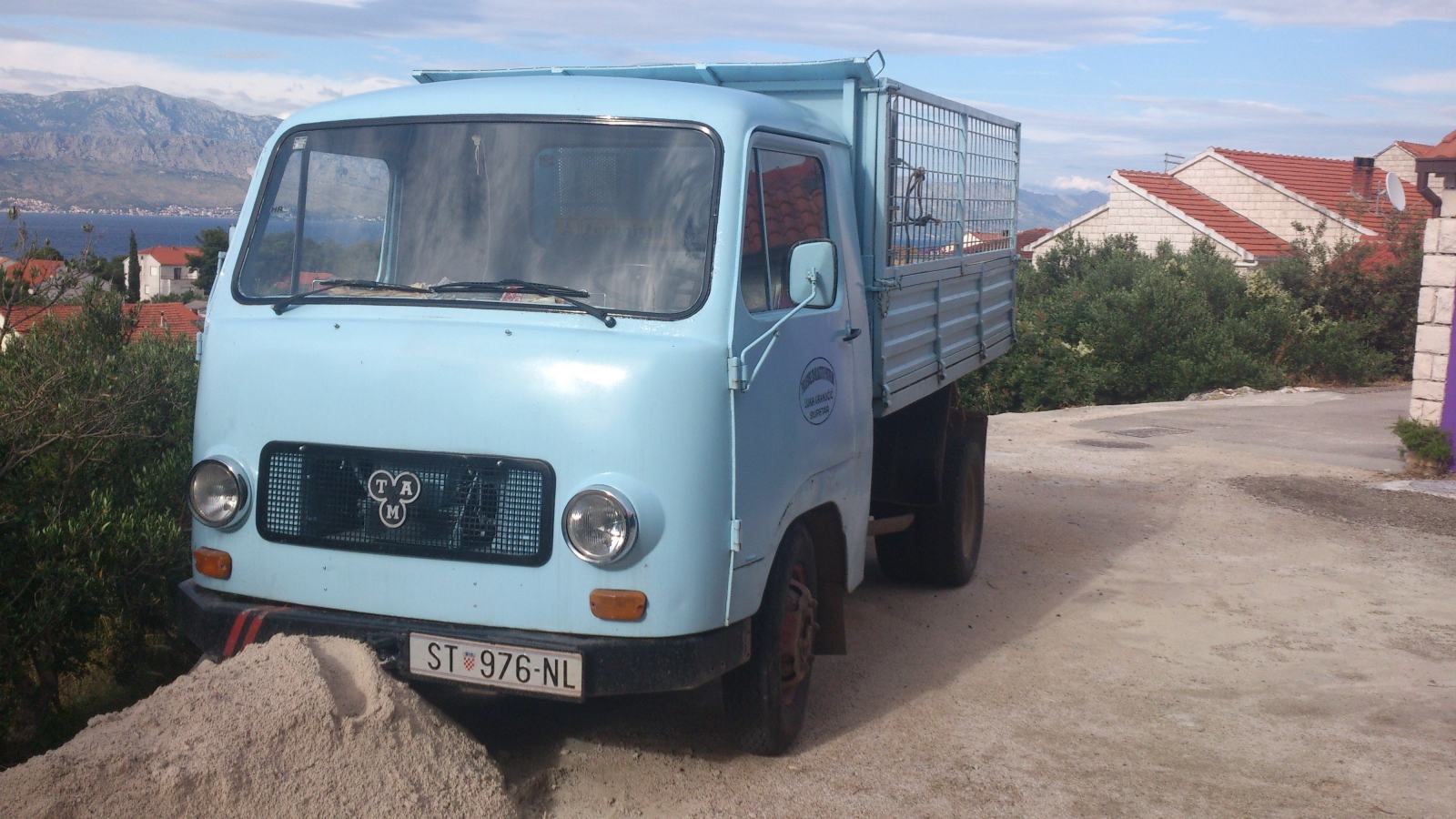 tam 80 upravo reg nove gume, 1987 god.