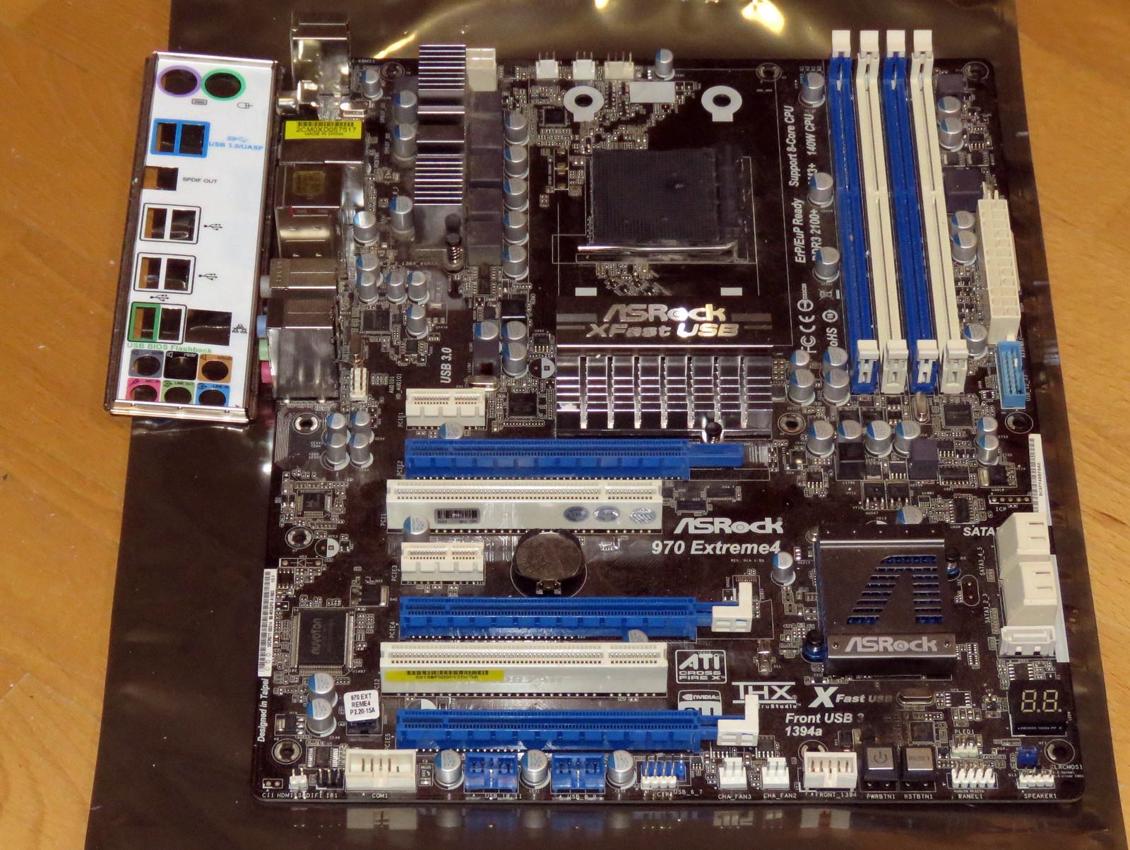 ASRock 970 Extreme4 AMD Socket AM3 / AM3+ FX matična