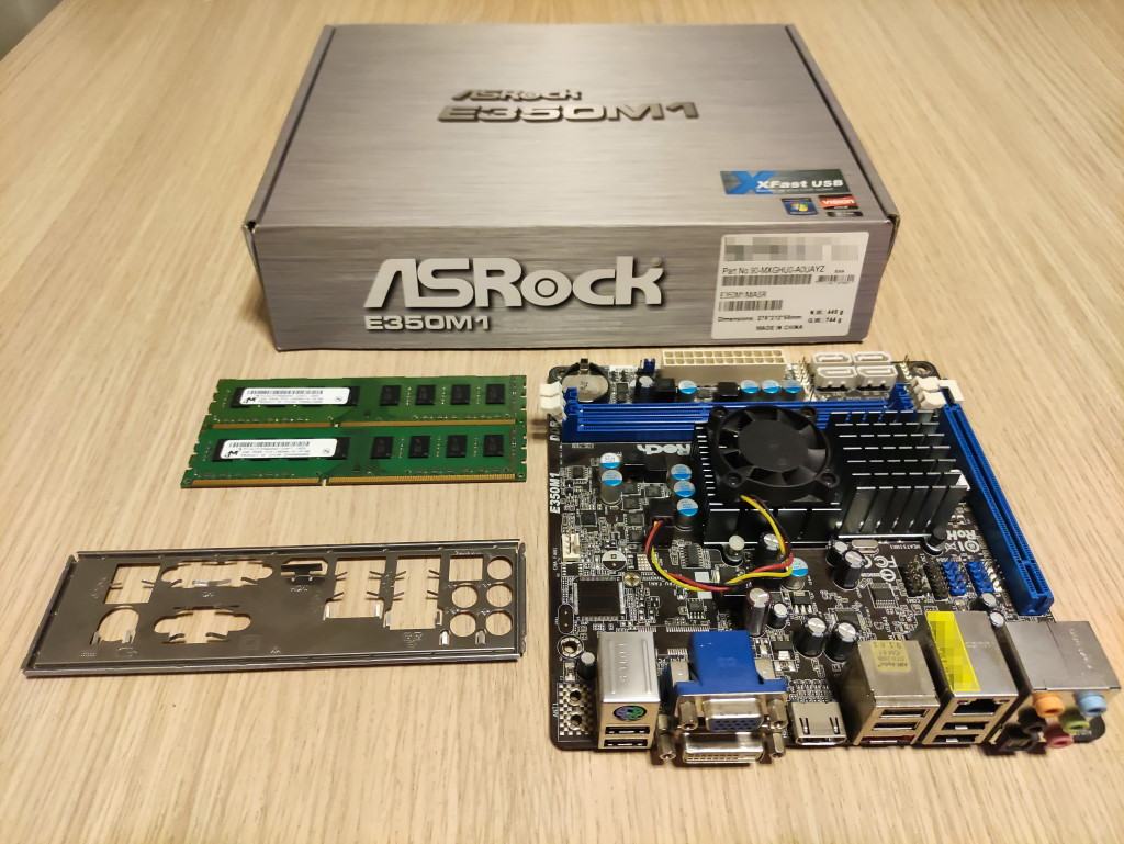 AsRock E350M1 ITX + 2x2GB 1333MHz DDR3 RAM