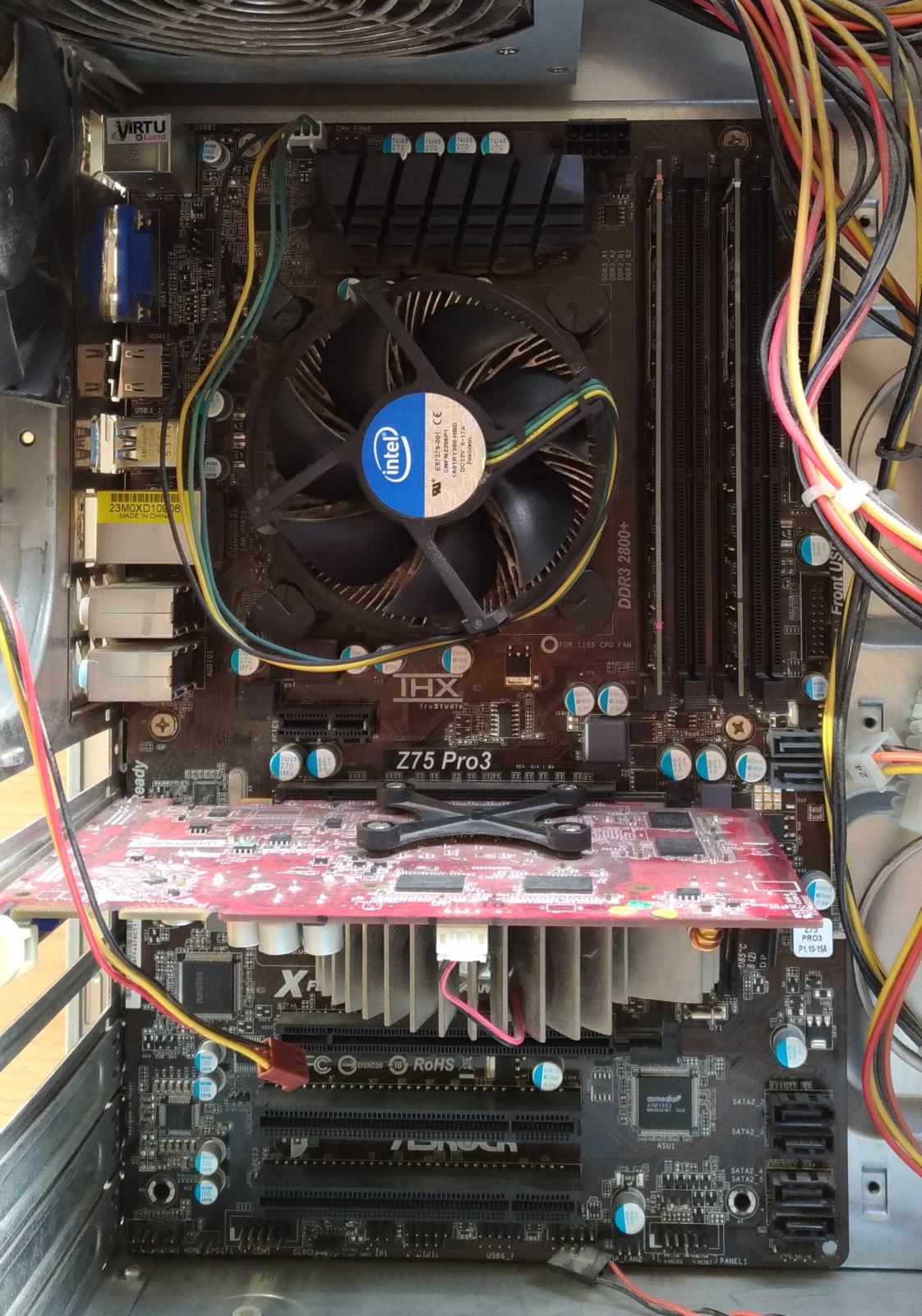 ASRock Z75 Pro3 + Intel Pentium G850 + hladnjak LGA1155 1155
