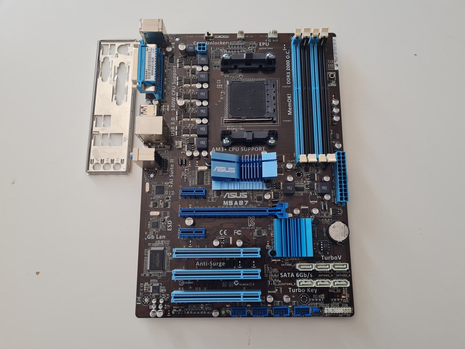 ASUS M5A87, AMD 870, Socket AM3, AM3+ - Račun / R1 / Jamstvo