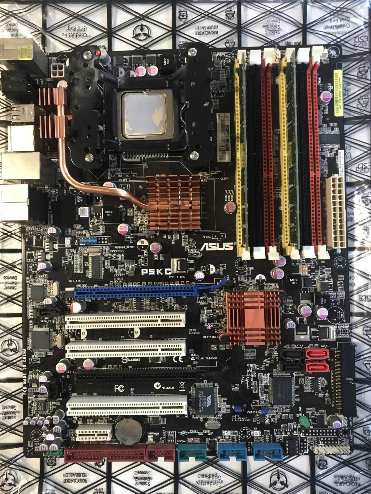Asus P5KC 775 Motherboard + Intel Core 2 Quad Q9550 2.83 G.Hz+ 4GB RAM