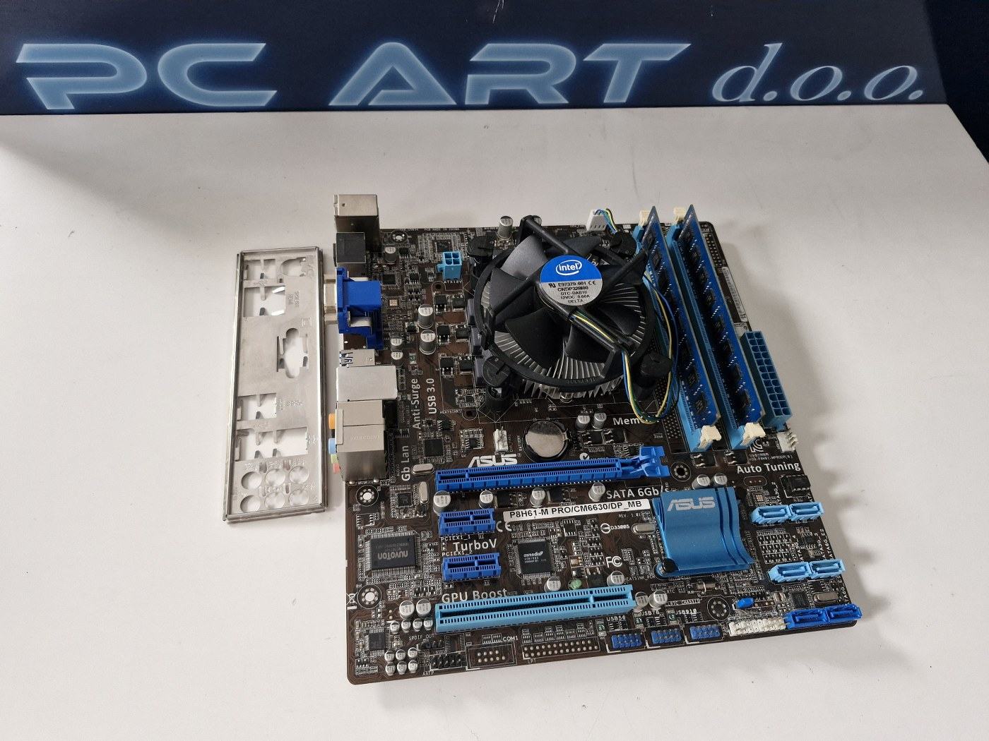 ASUS P8H61-M PRO + i7 3770 + 4GB/8GB/16GB RAM - Račun / R1