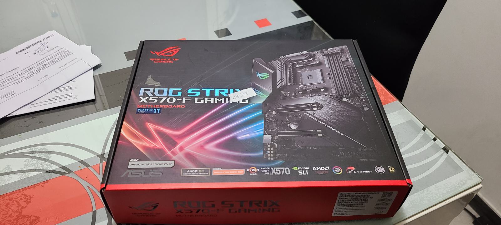 ASUS ROG STRIX X-570F (Novo, Račun, 2 god. garancije)