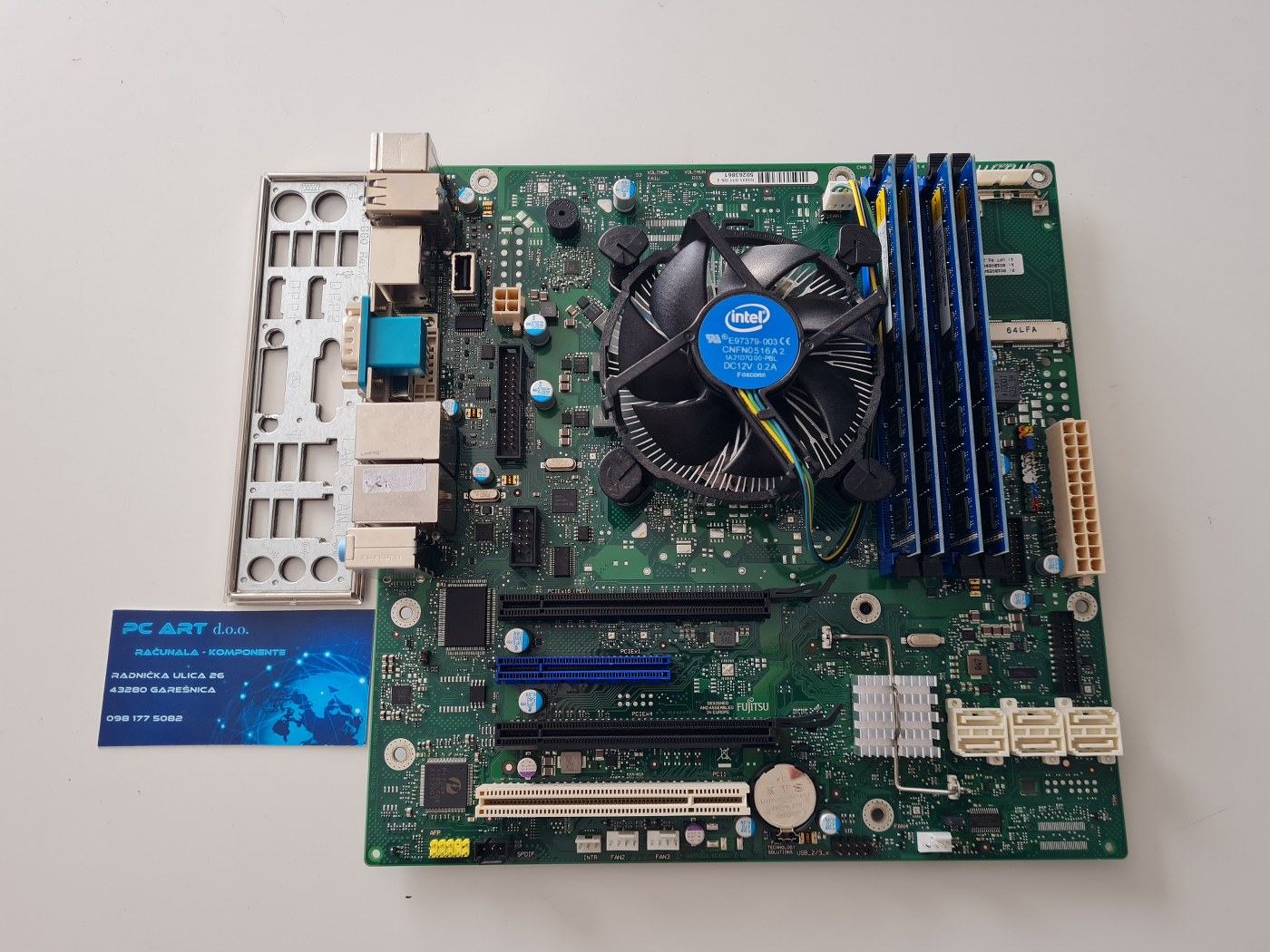 Fujitsu D3231 + i7 4790 + 4GB/8GB/16GB/32GB RAM - Račun/ R1 / Jamstvo