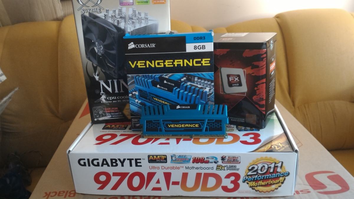 Gigabyte GA-970A-UD3+AMD FX-8120(8-Core), +12GB RAM, + Ninja Shyte 3