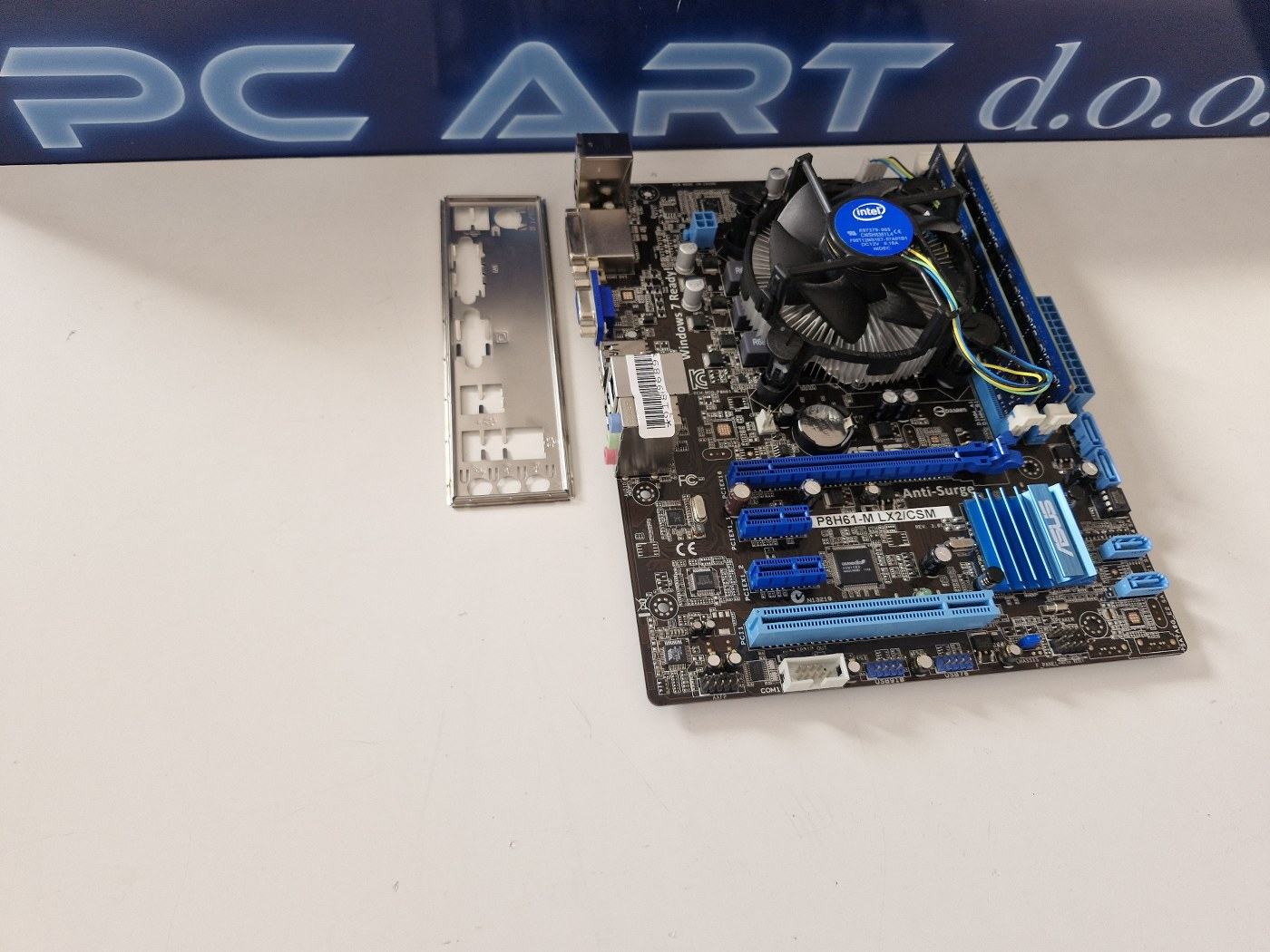 Gigabyte GA-H61M-S2PV + i7 3770 + 4GB/8GB/16GB RAM - Račun / R1