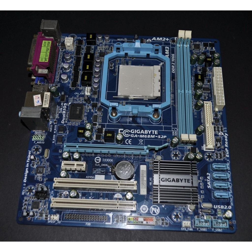 Gigabyte GA-M68M-S2P AMD Socket AM2 / AM2+/ AM3 DDR2 matična ploča