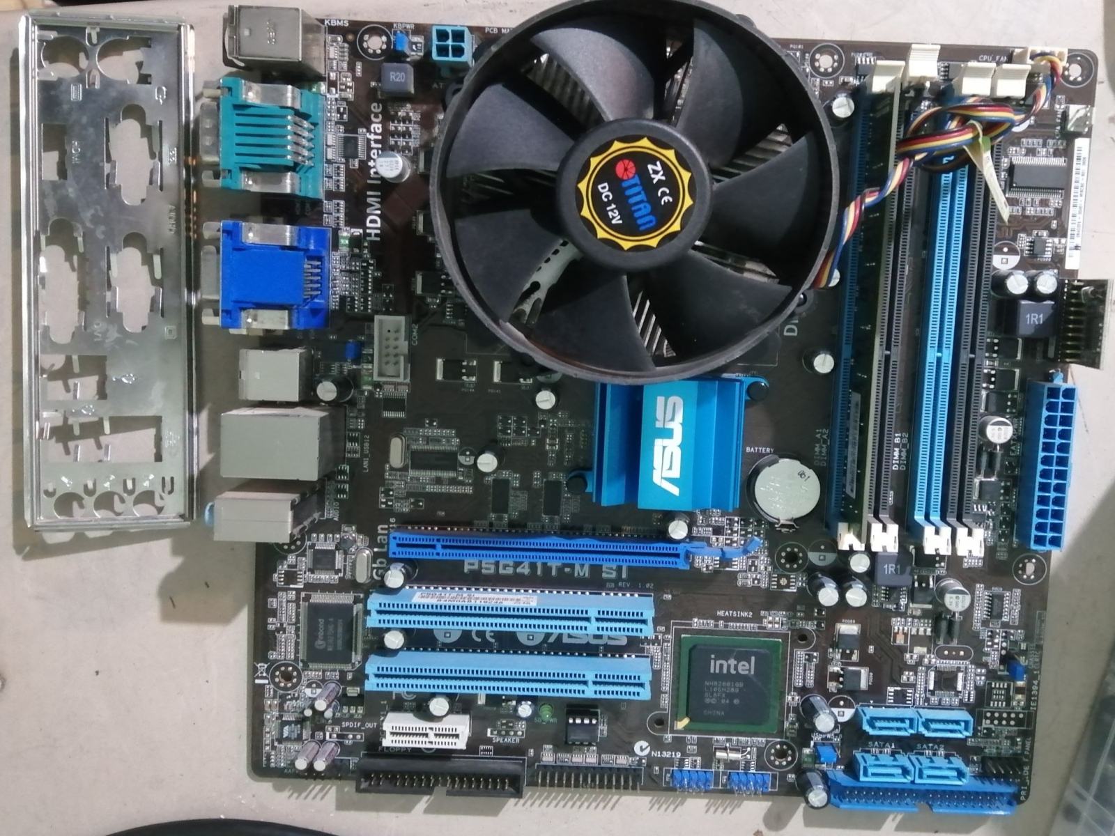 Matična Asus P5G41T-M SI s Quad Core E5430 ... 4x ddr3 utora HDMI