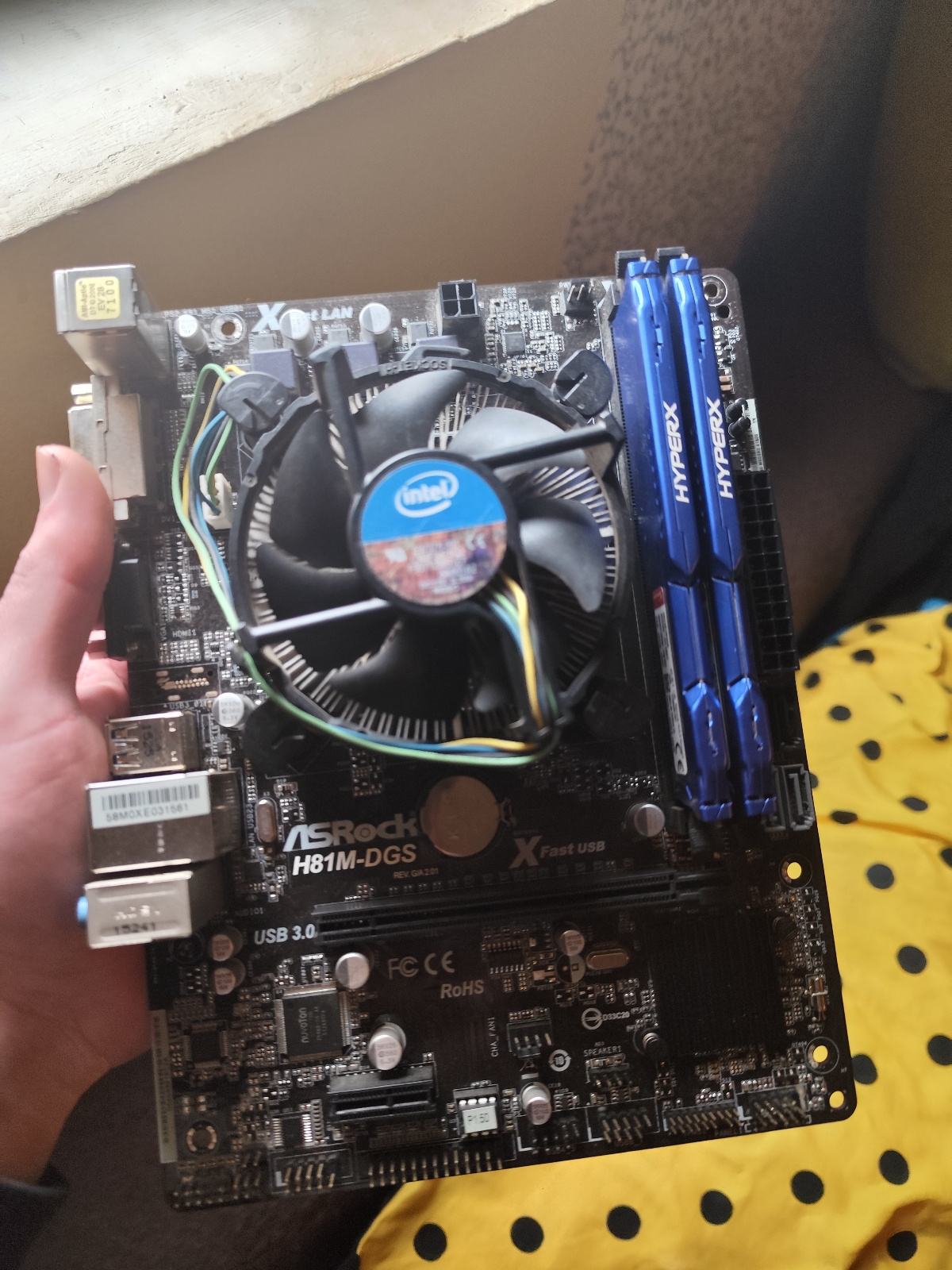Matična ploča H81M-DGS + i7 4770 + 8GB RAM-A