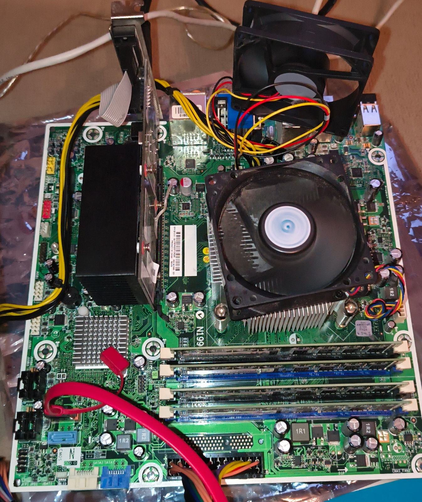 Matična ploča MSI 2A9Ch Soket 1156+ Procesor i7 + 16 GB RAM