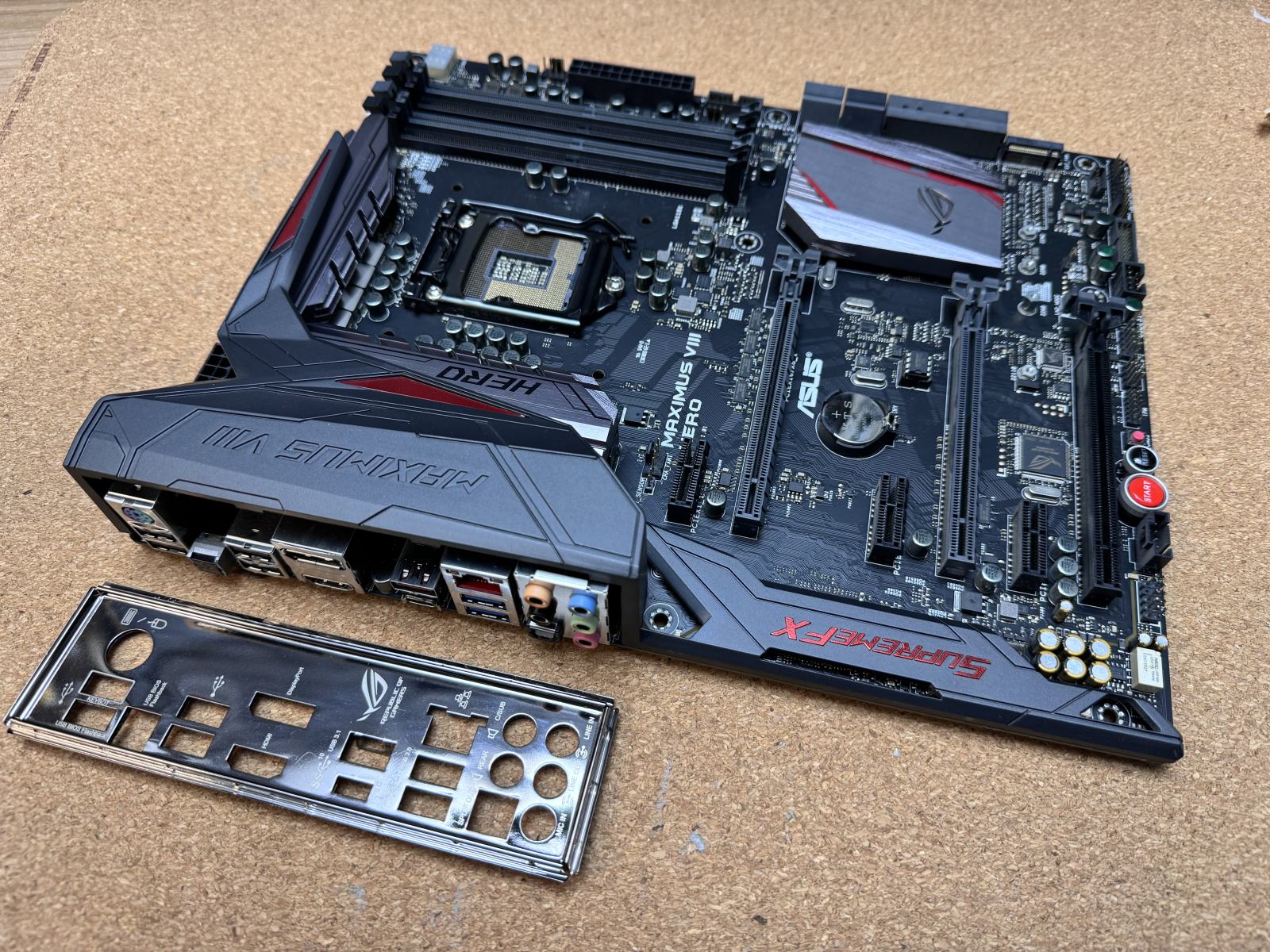 MBO Asus Maximus VIII Hero (Intel Z170, DDR4, LGA1151, M.2) + TPM čip