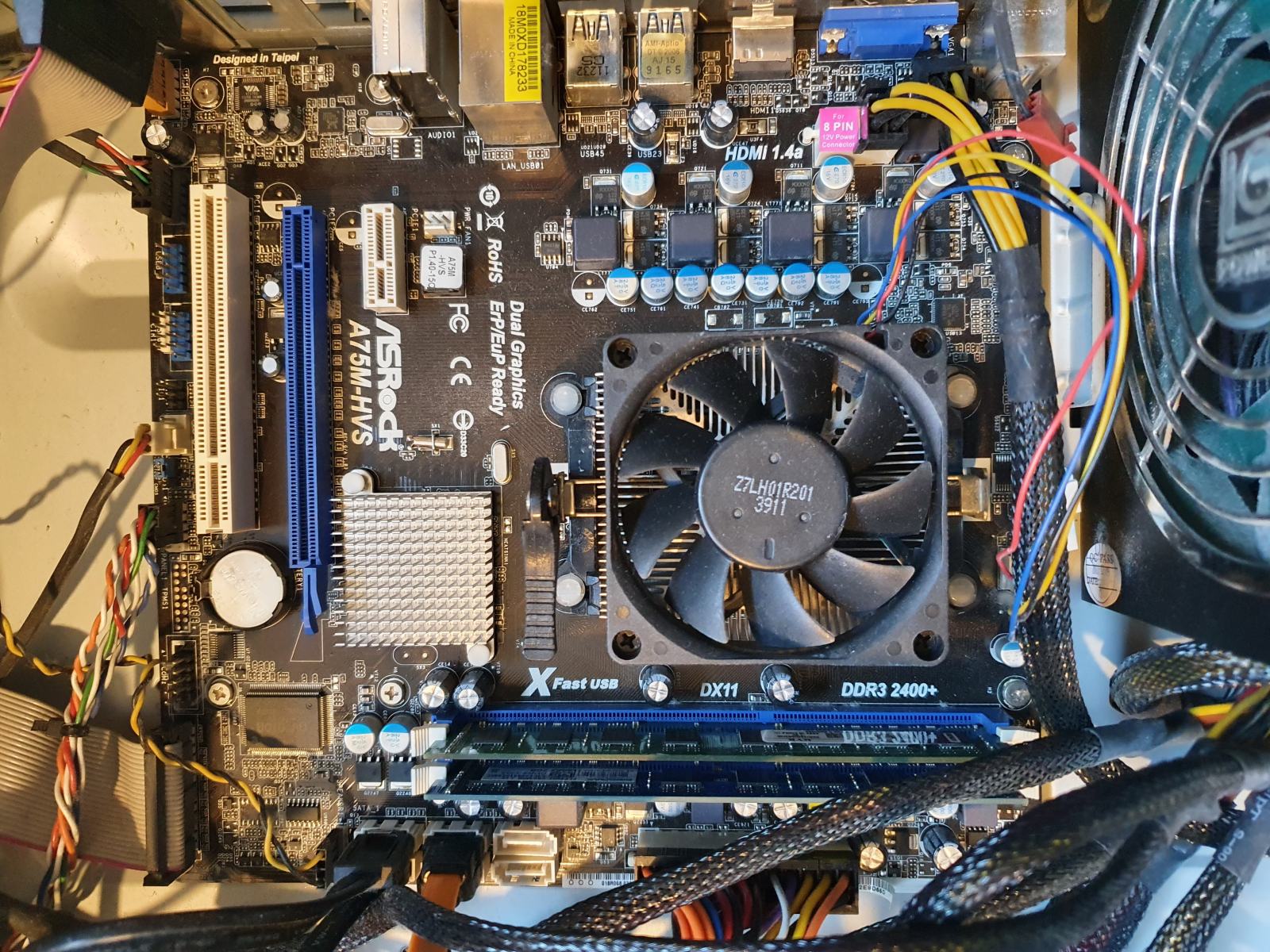 MBO + CPU + 4GB