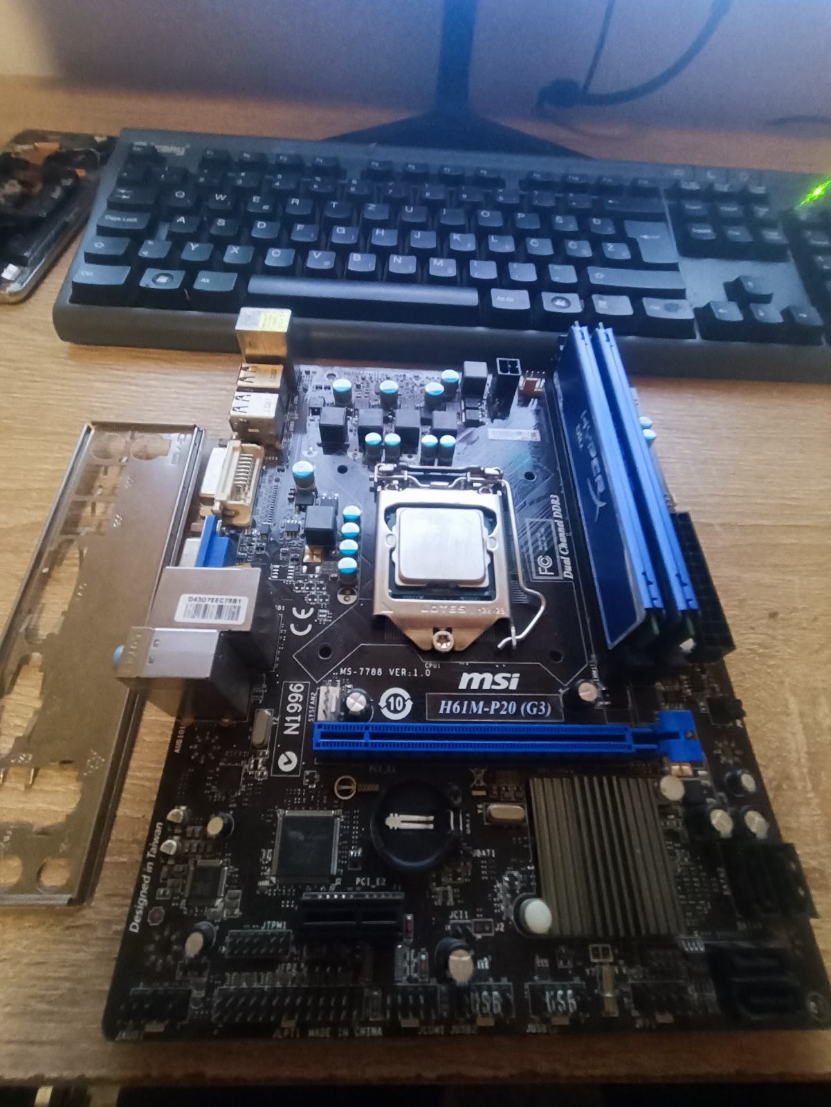 MSI h61m-p20(g3) Socket 1155 + i5 2500k + 8 gb rama