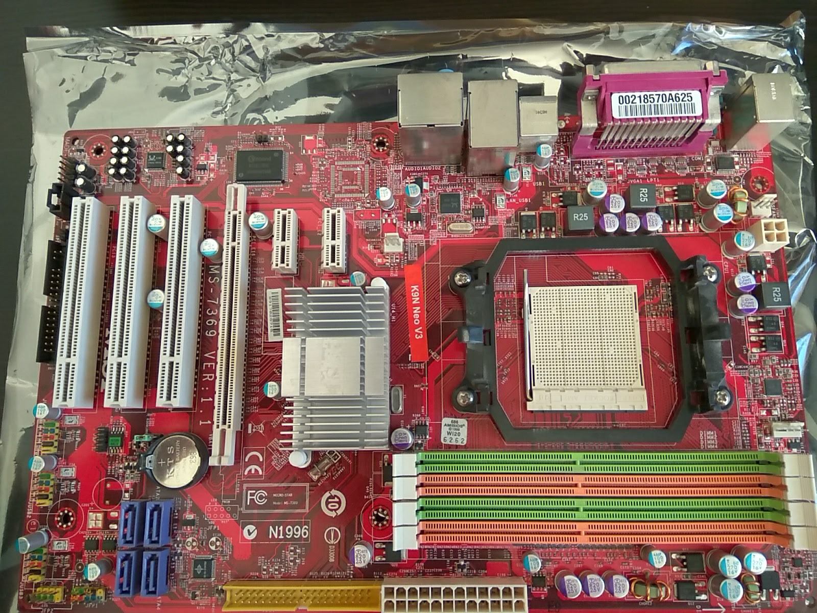 MSI K9N Neo v2/v3 (MS-7369) (3 PCI, 2 PCI-E x1, 1 PCI-E x16