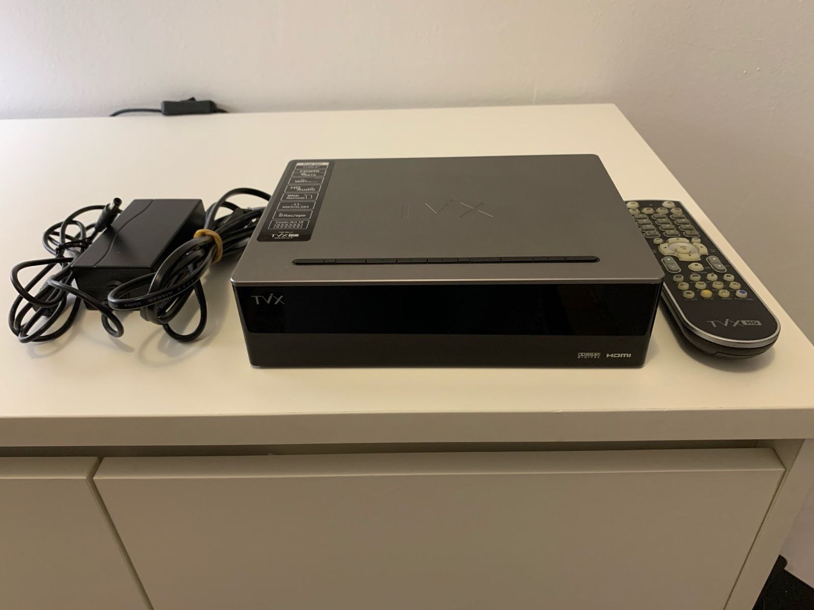 Dvico TViX media player sa 1TB diskom
