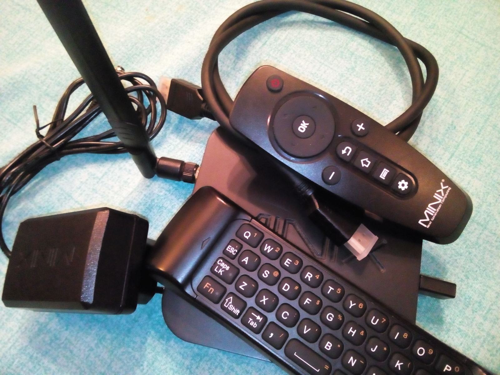 MINIX Neo U1 + daljinski NEO A2 Lite