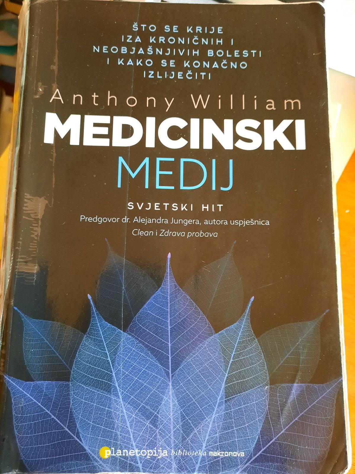Anthony William MEDICINSKI MEDIJ