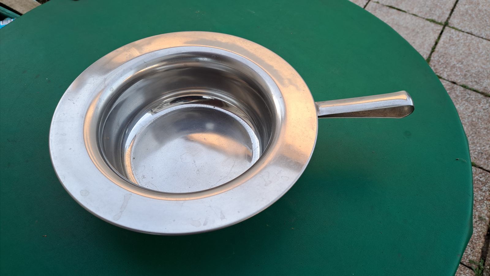 NOĆNA POSUDA OD INOXA