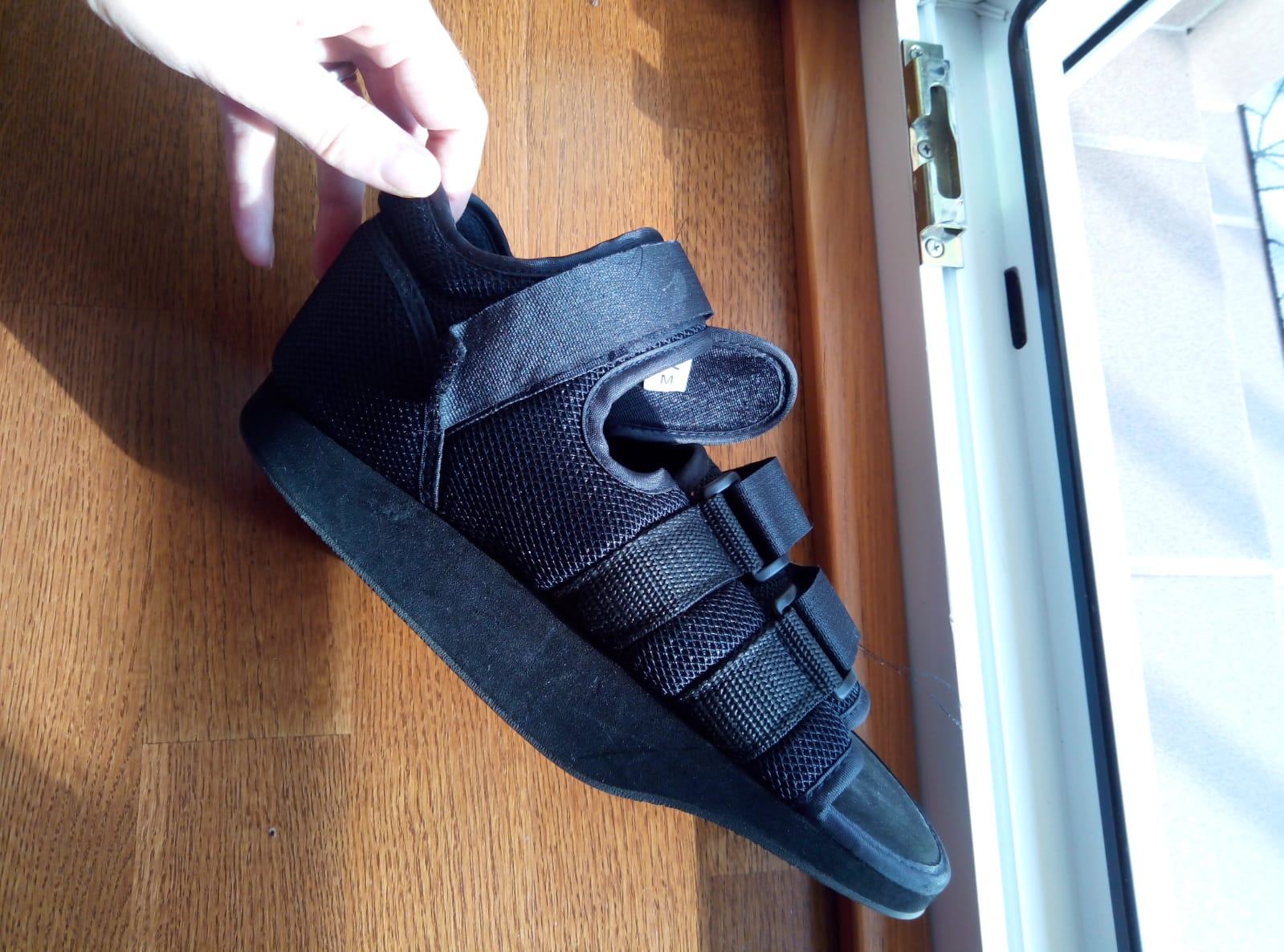 Postoperativna cipela *hallux valgus*