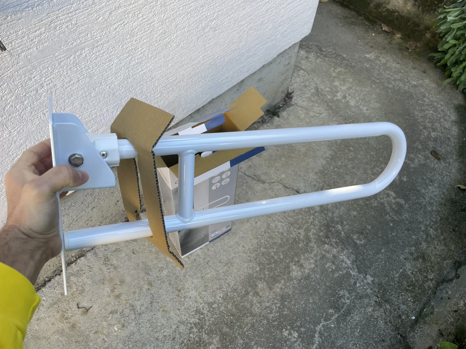 Rukohvat (držač) za ustajanje za WC