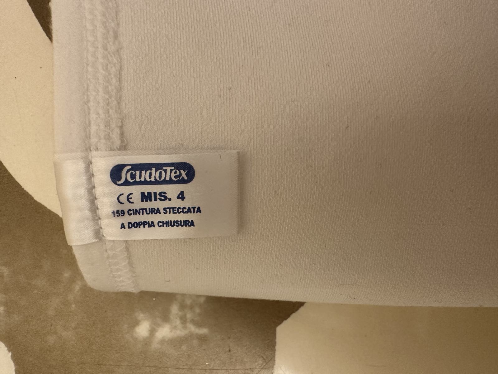 Steznik za herniju Scudotex