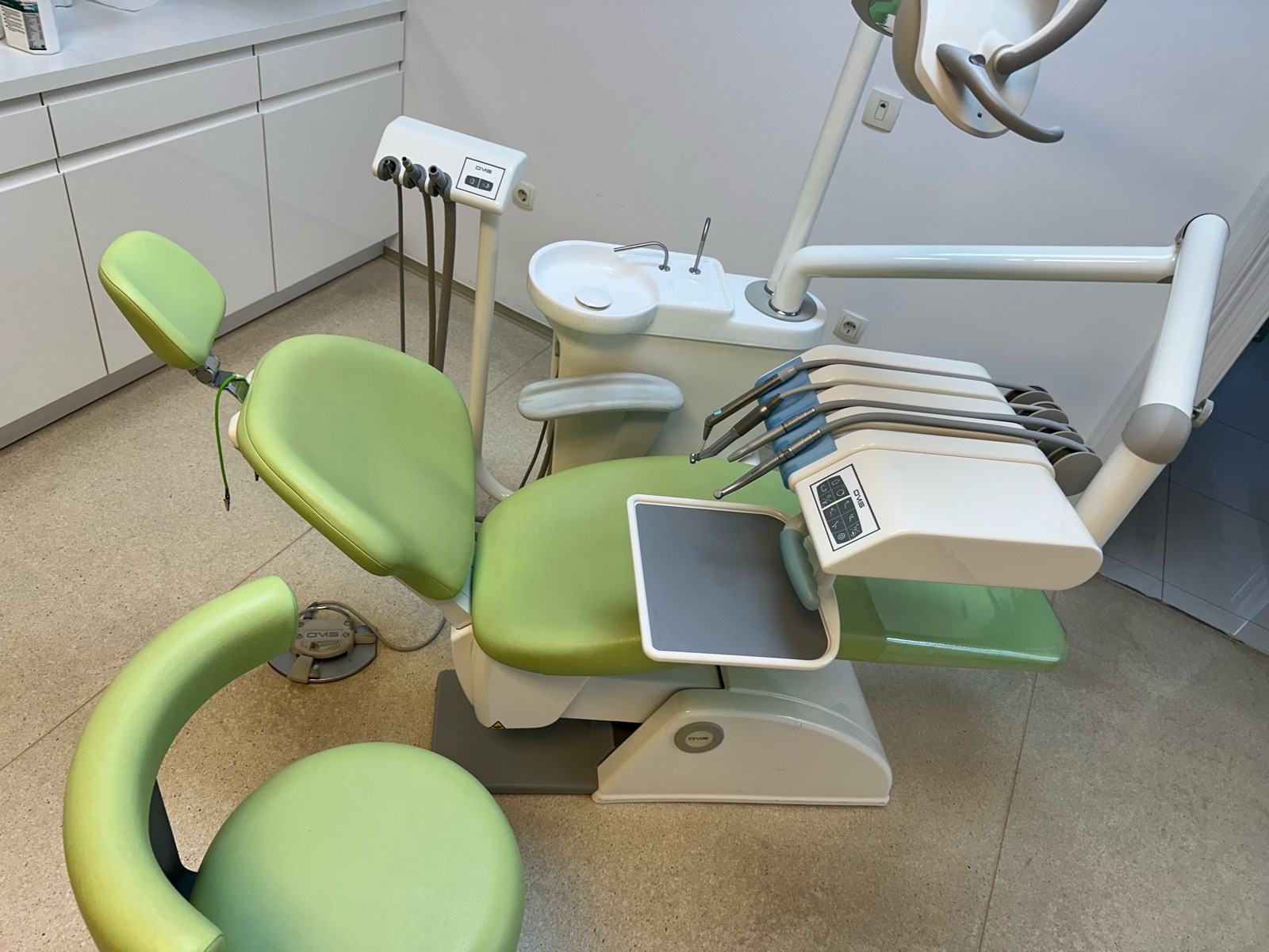 Stomatološka stolica OMS+autoklav+pakirnica