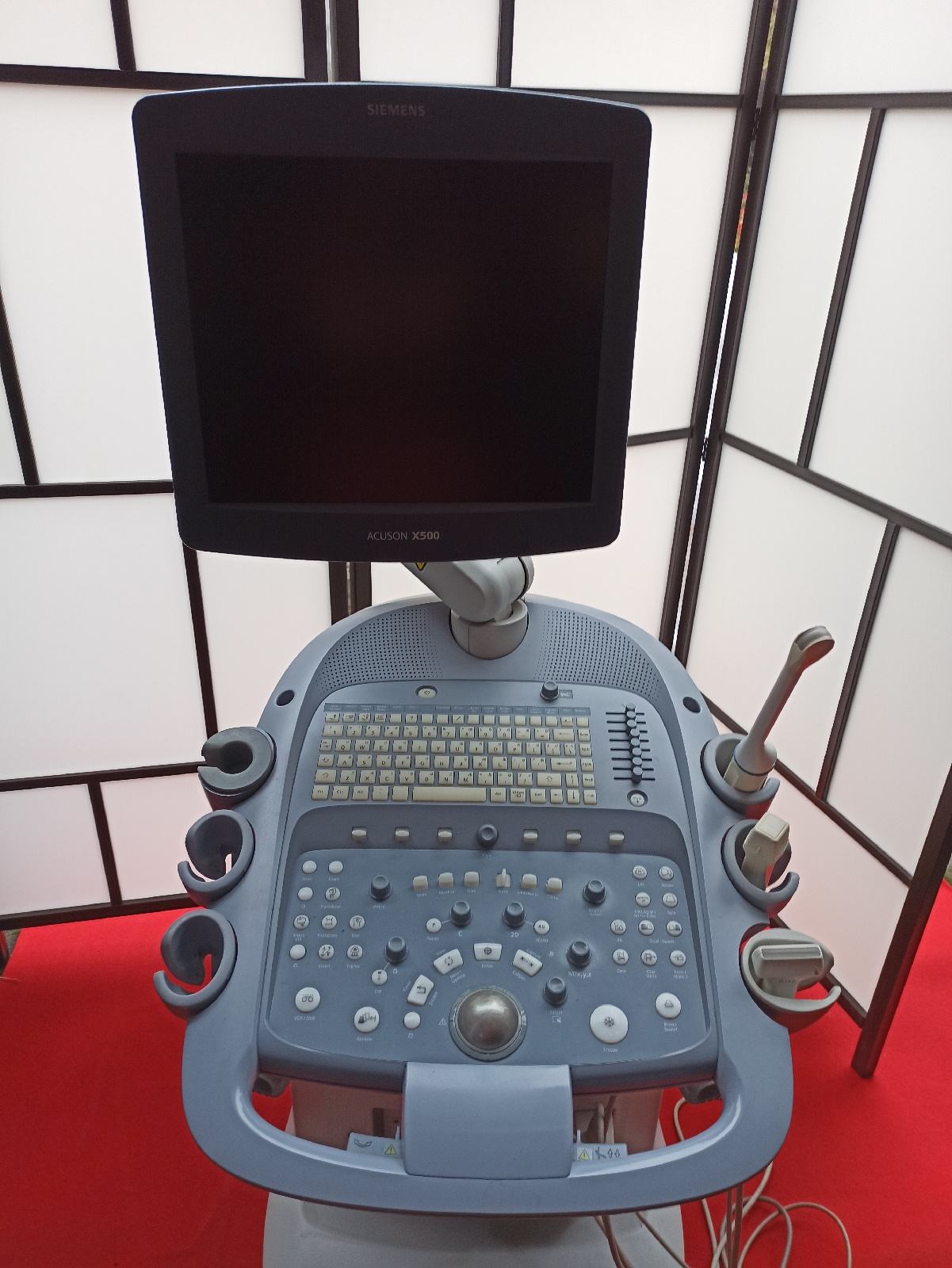 ULTRAZVUK SIEMENS ACUSON X500