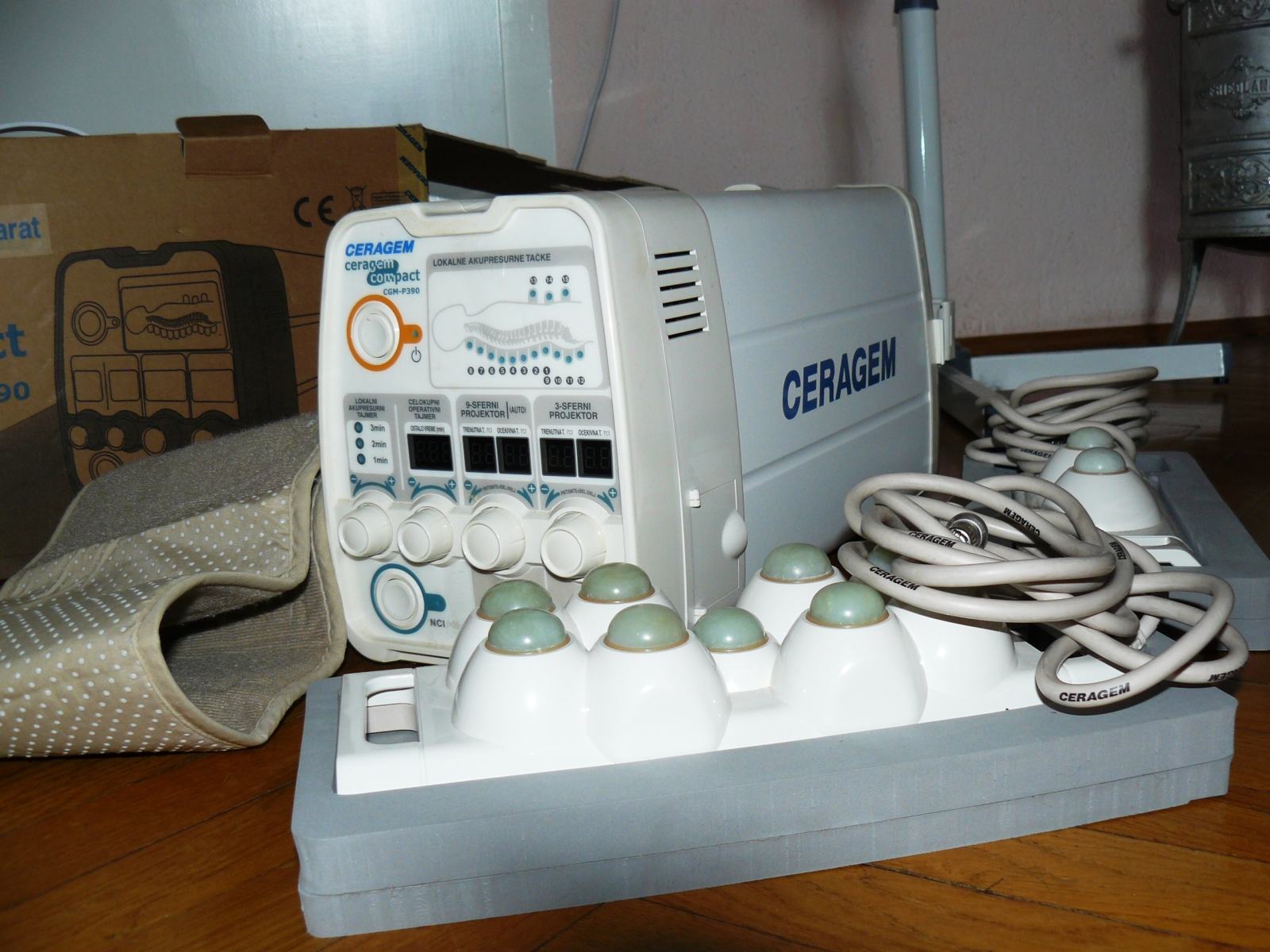 Ceragem Compact CGM-P390 masažer