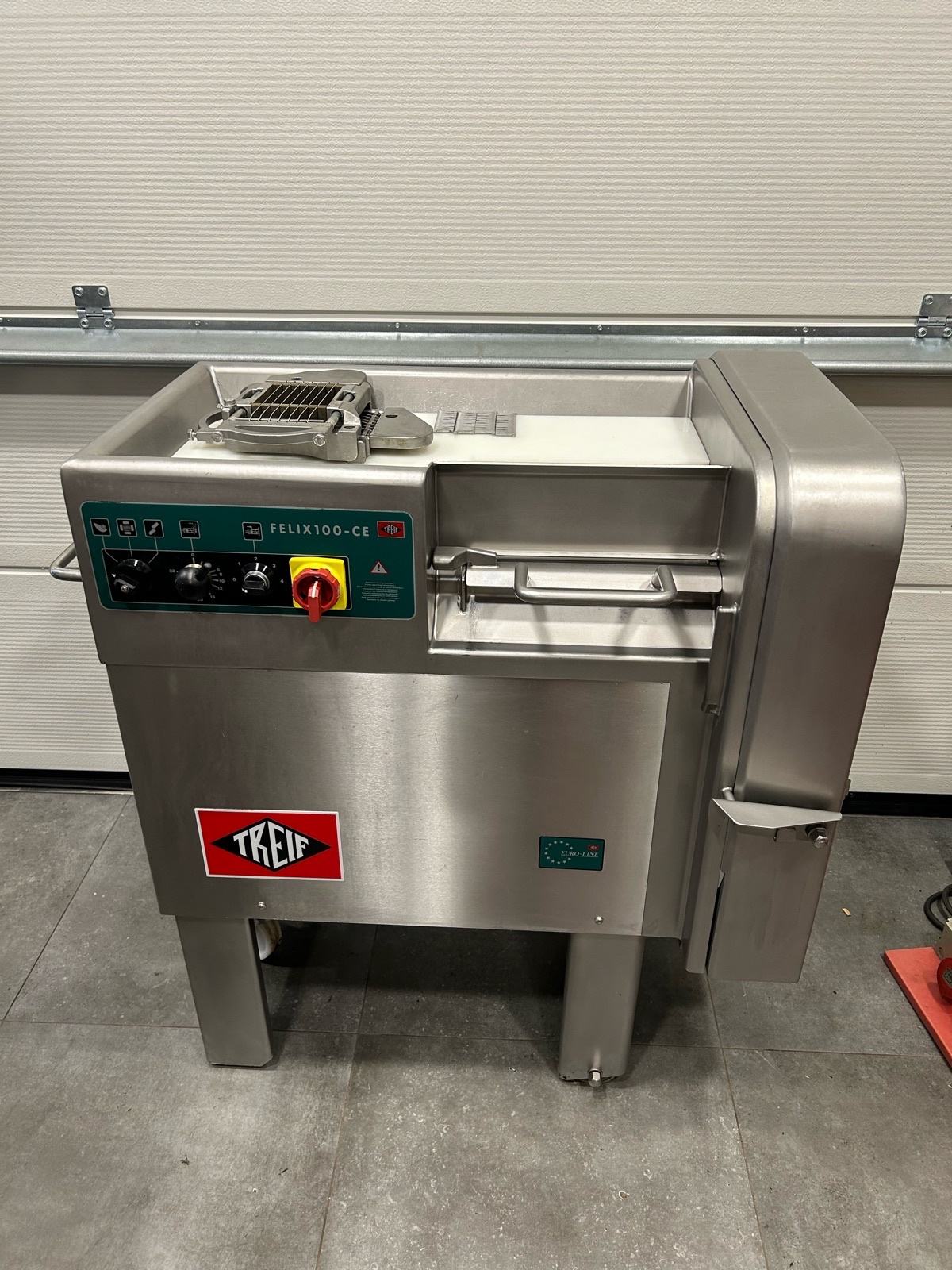 Stroj za rezanje masnoće/mesa TREIF FELIX100-CE