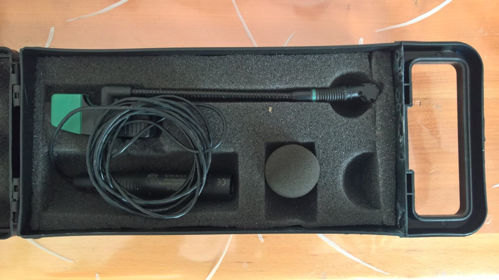 AKG C419