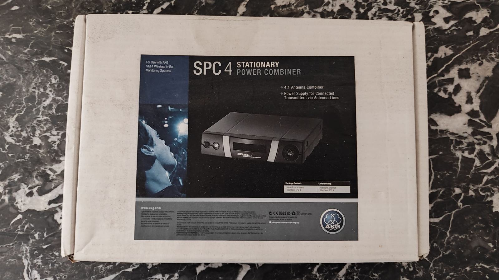 AKG SPC4 stationary power combiner
