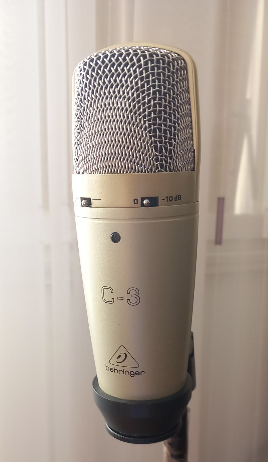 Behringer C-3 studio mikrofon