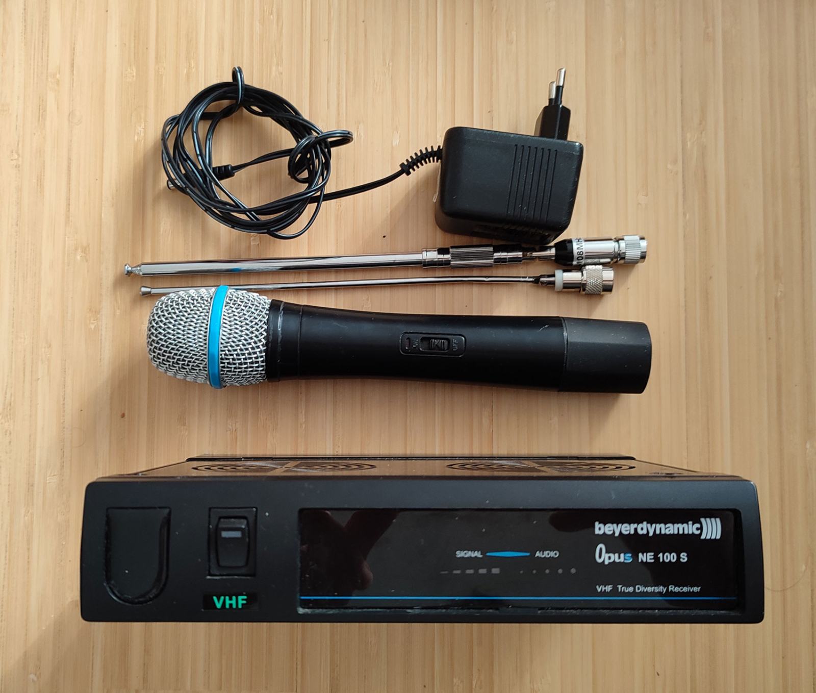 Beyerdynamic Opus 100 + poklon baterije