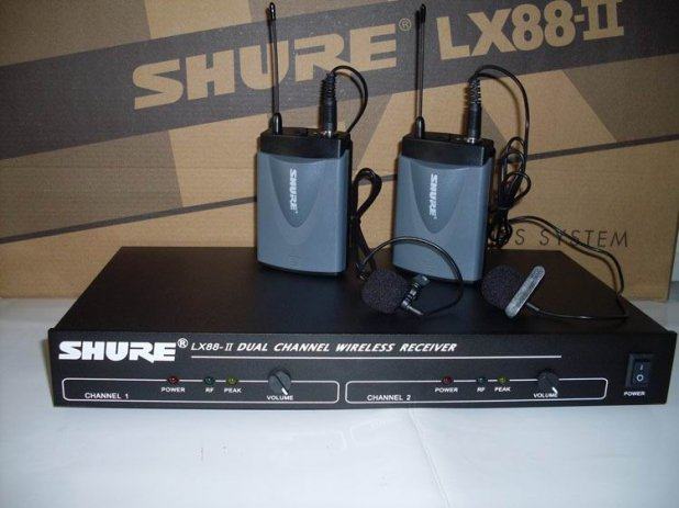 SHURE LX88 II - dual wireless mic system - NOVO