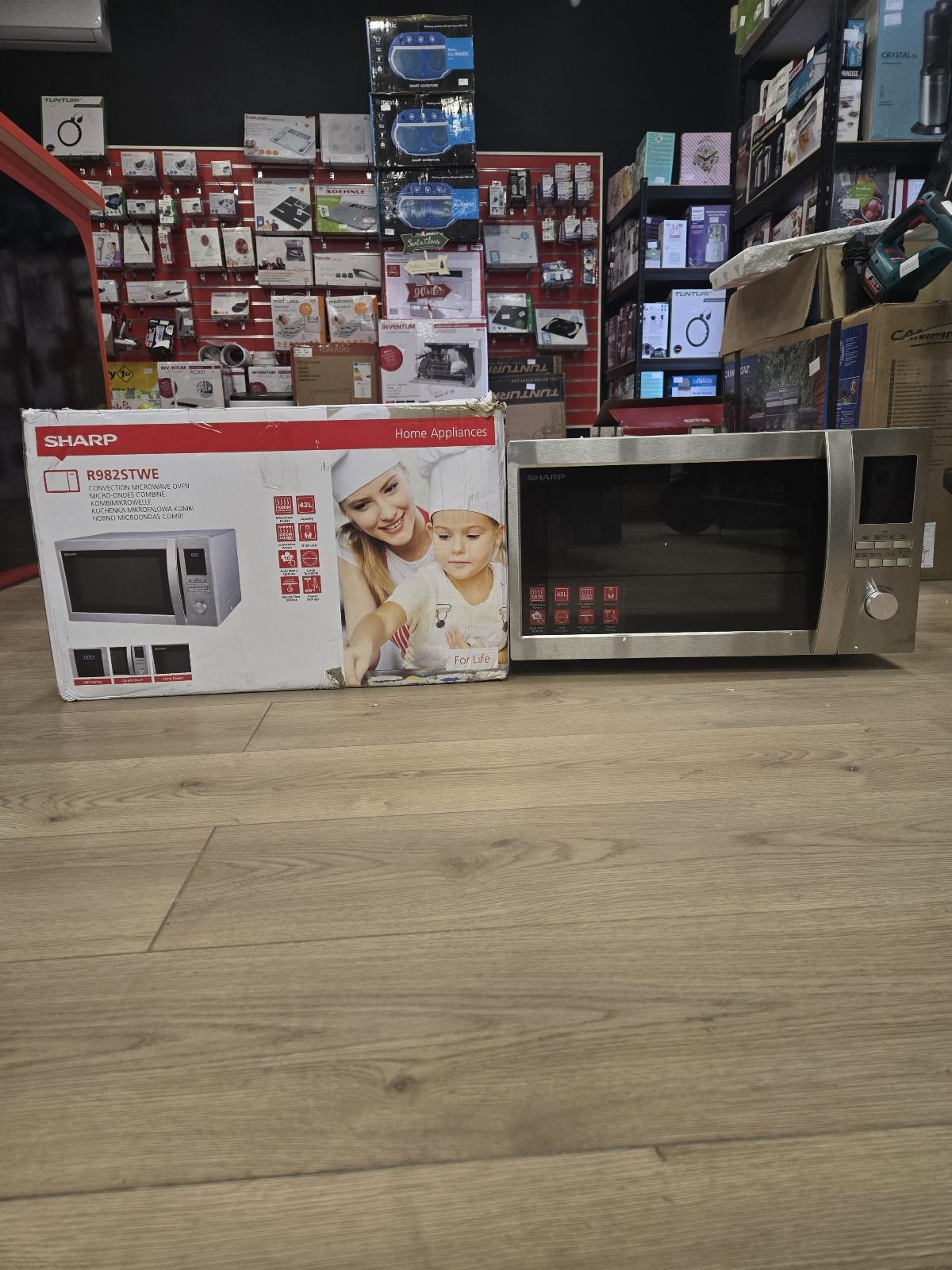 Sharp R982STWE Mikrovalna 42l