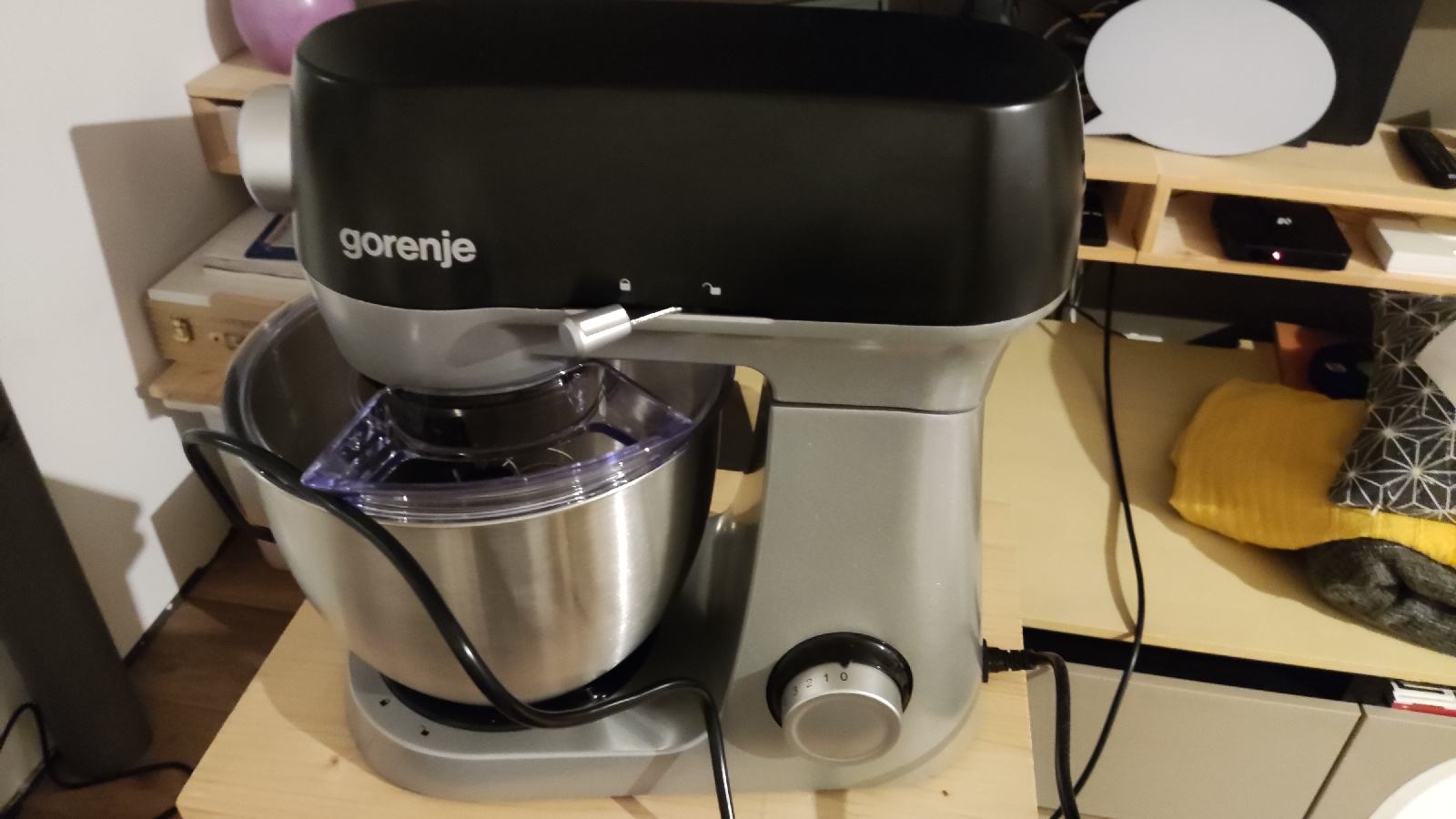 Kuhinjski robot Gorenje MMC1000XE